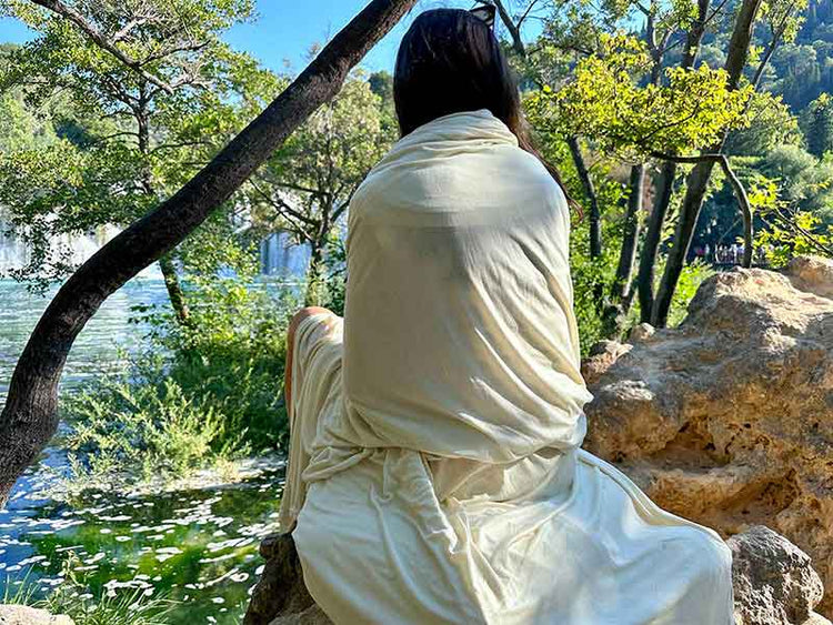 Contemporary House of Luxury Linen – Austin Linen